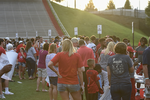 Fan Fest Photo Gallery | A Sea of Red