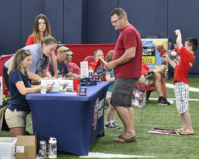 Photo Gallery: Fan Appreciation Day | A Sea of Red