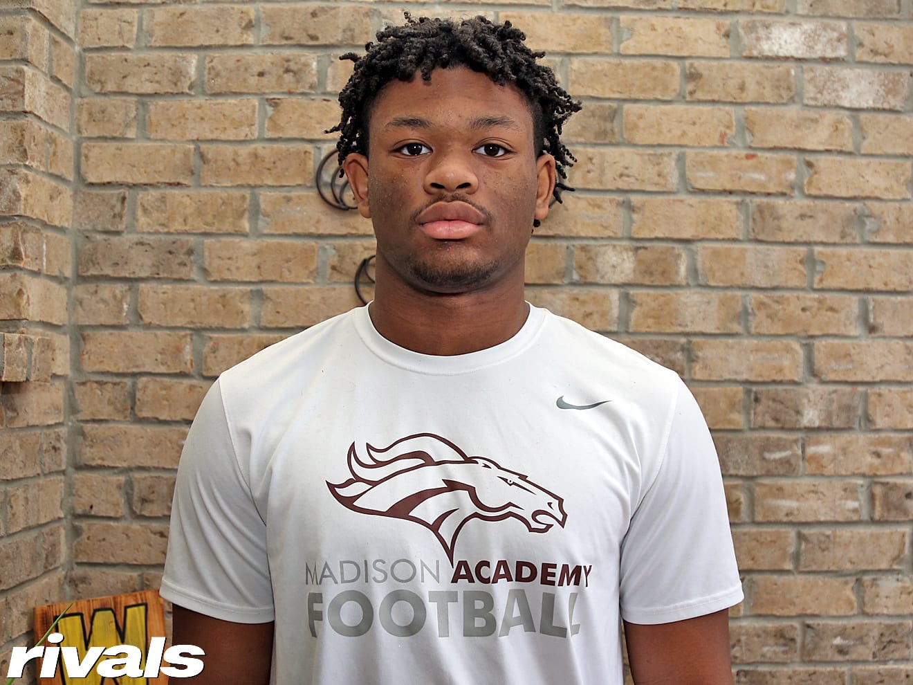 Liberty makes top five for three-star LB Deuce Spurlock | A Sea of Red