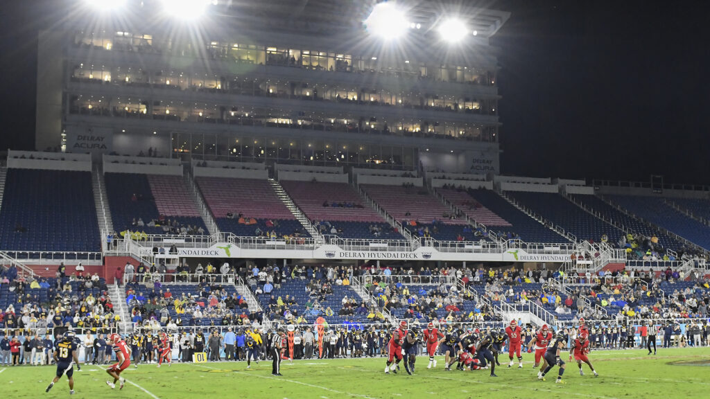 Photo Gallery – Football in Boca Raton Bowl | A Sea of Red
