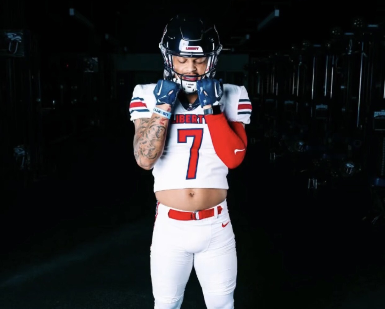 2024 S Devin Henderson commits to Liberty | A Sea of Red