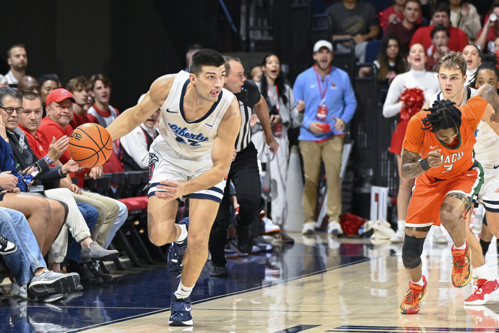 Photo Gallery – Liberty Basketball 2023-24 | A Sea of Red