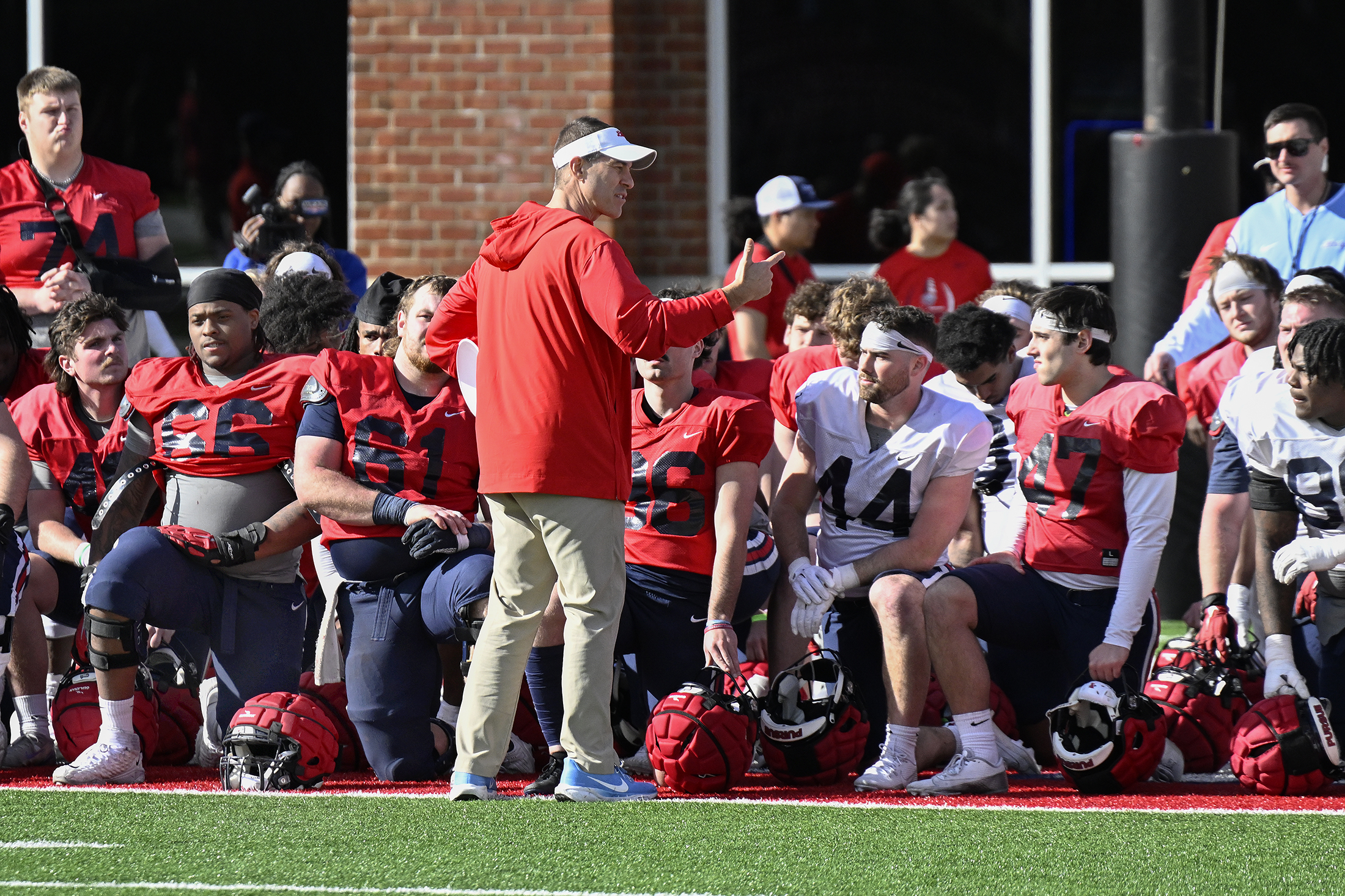 2026 LB Elijah Fernandez flips to Memphis | A Sea of Red