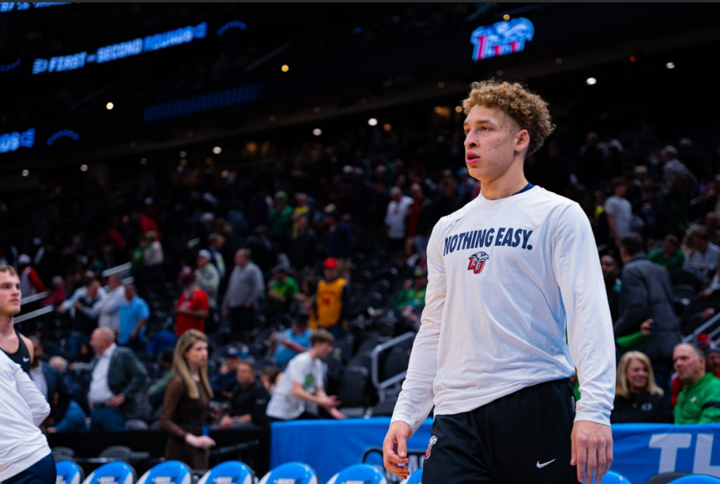 Photo Gallery – Liberty NCAA Tournament vs Oregon | A Sea of Red
