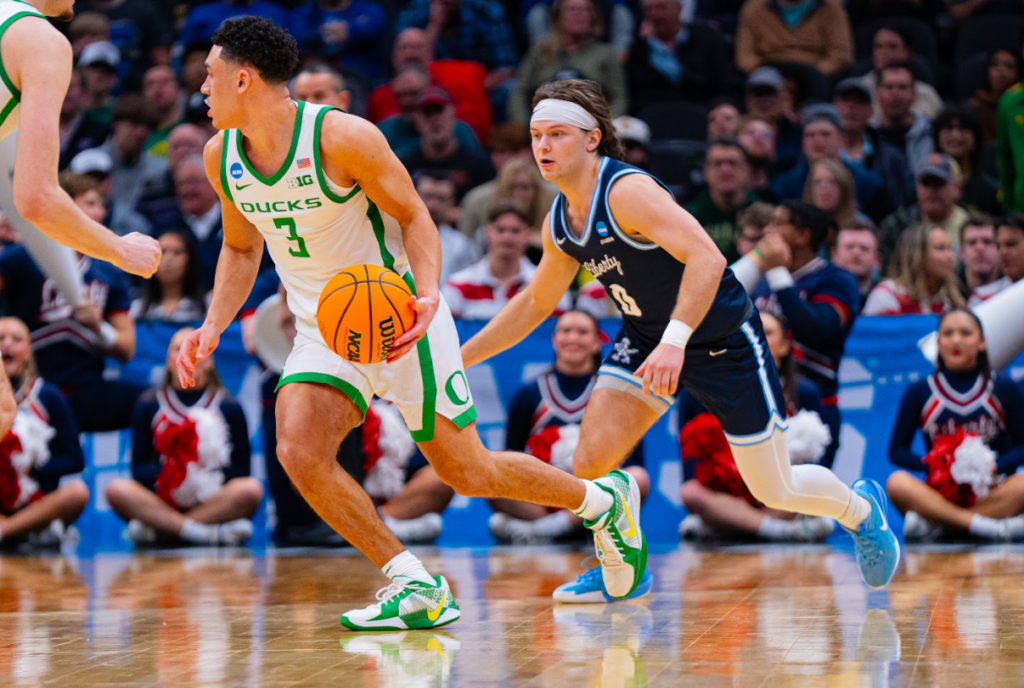 Photo Gallery – Liberty NCAA Tournament vs Oregon | A Sea of Red
